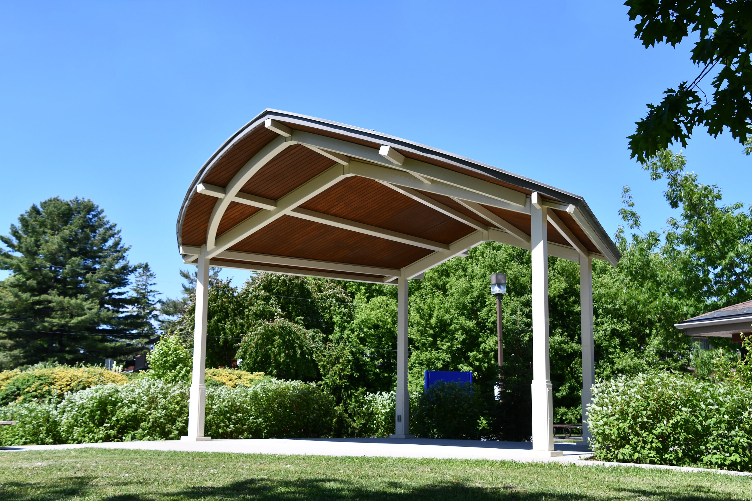 Tapered Rectangular Gable Bandshell